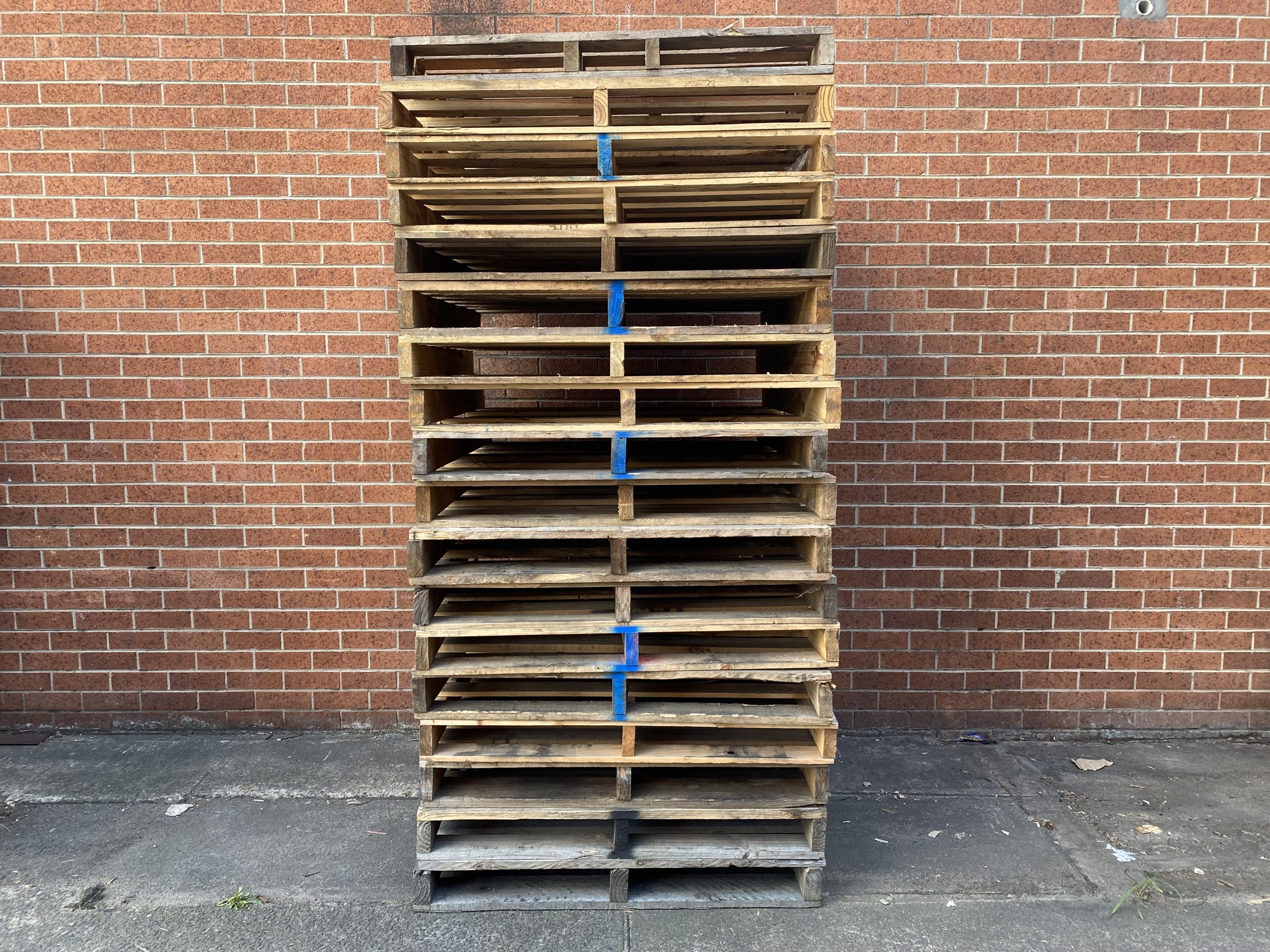 Pallets · Standard Size (Used) - Cardboard Boxes